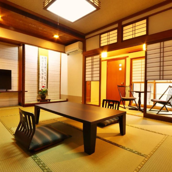 Japan Ryokans | In traditionellen Reisegasthäusern entspannen